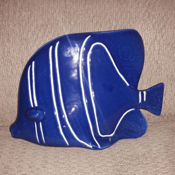 Harris Pottery | Art | Vintage Harris Pottery Chicago Usa Fish Blue ...